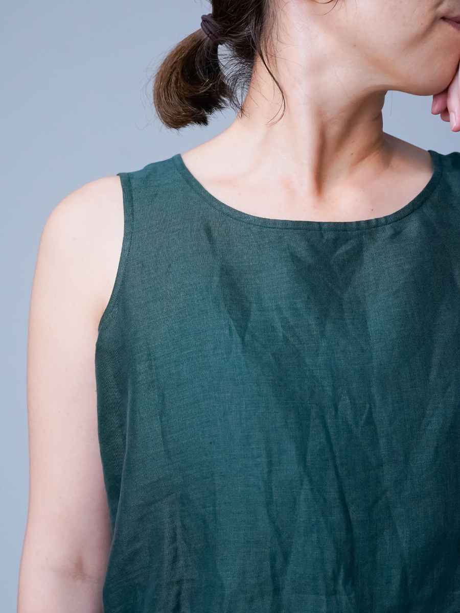 【リネンタンクトップ】下着をつけずに快適に過ごせる カップなしタンク トッキノン ／ 千歳緑 p007d-ctm1
