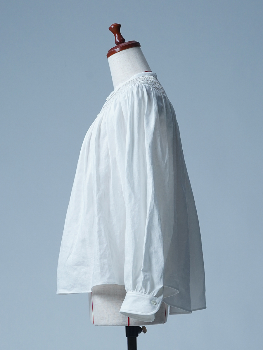 【サンプル作品】スモッキングブラウス / 白色 sample-c0014